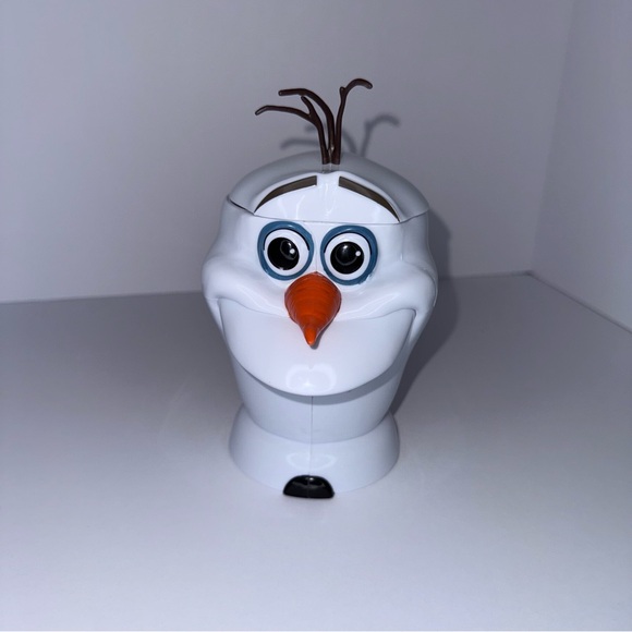 Kitchen | Disney Olaf Character Container Cup From Frozen | Poshmark